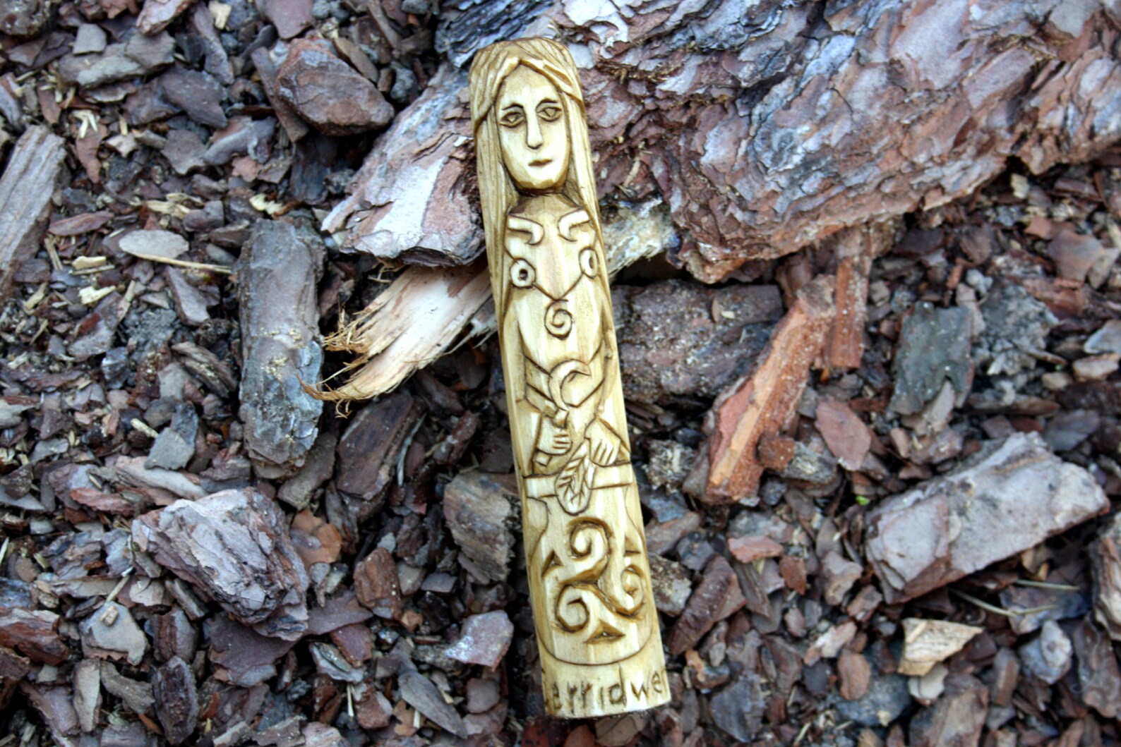 Goddess CERRIDWEN. Celtic Goddess. Wooden Statue Cerridwen. | Etsy