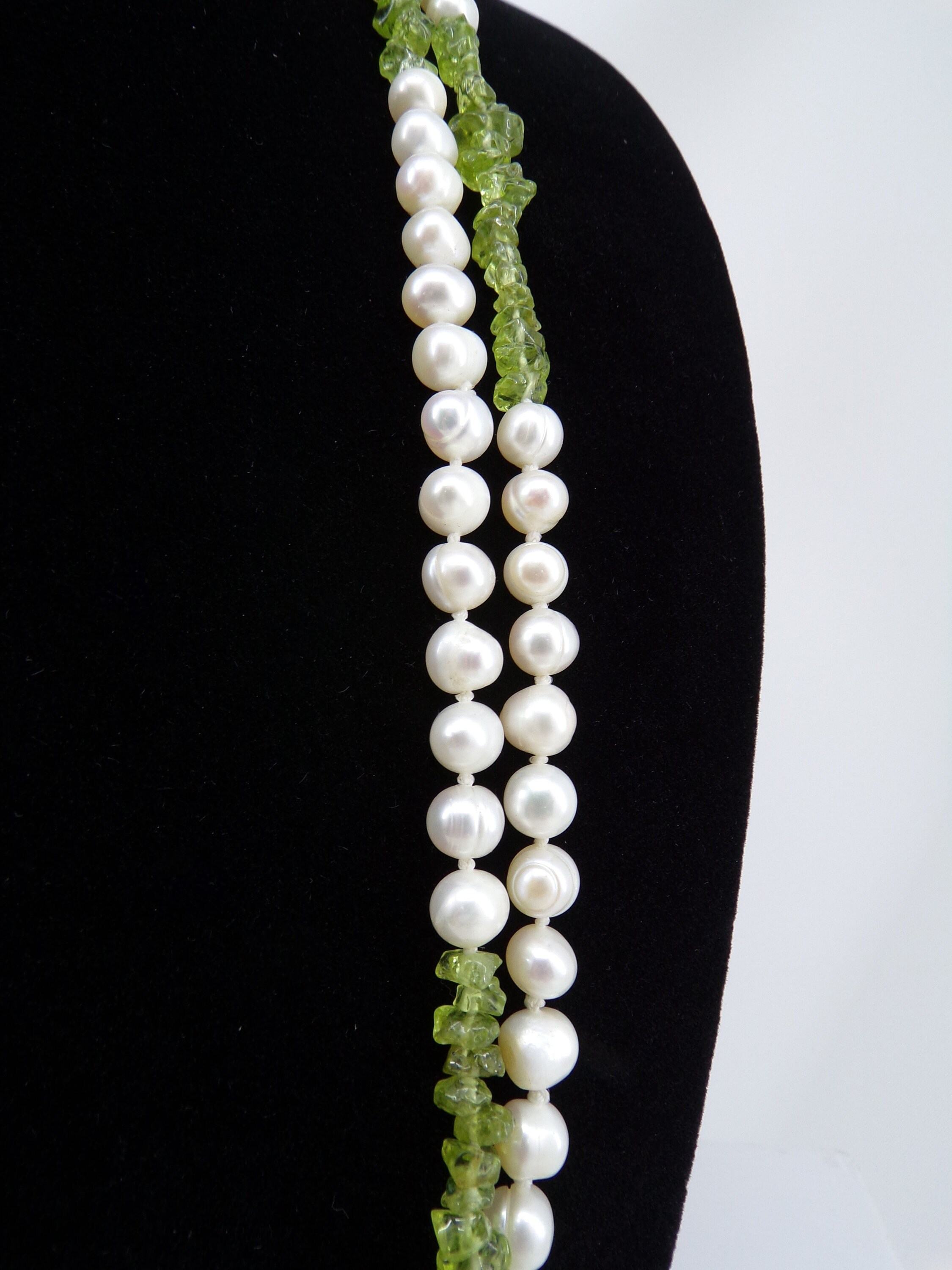 Vintage Pearl and Peridot Necklace Opera Length T6 - Etsy