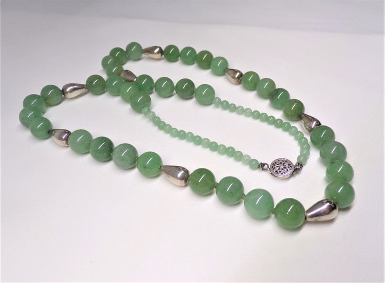 Beautiful Nephrite Jade Necklace and Sterling Silver T8 - Etsy