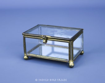 Small Vintage Display Case - Etsy