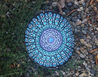 Mandala rock | Etsy