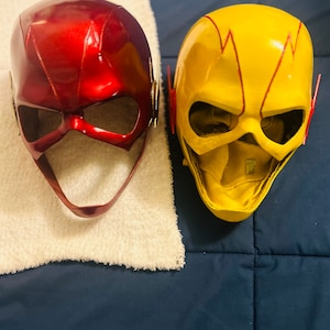 The CW Flash or Reverse Flash Helmet 3D Printed Made to Order - Etsy