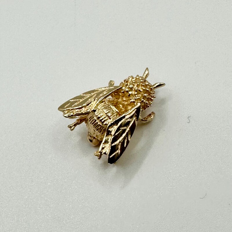 Bee Pin - Etsy
