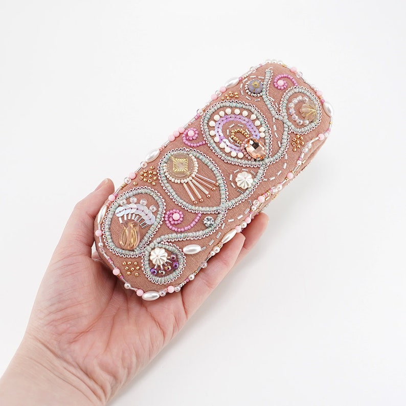 Beaded Eyeglass Case No.1 / Hard Type / Pink & Sparkly / Statement One ...
