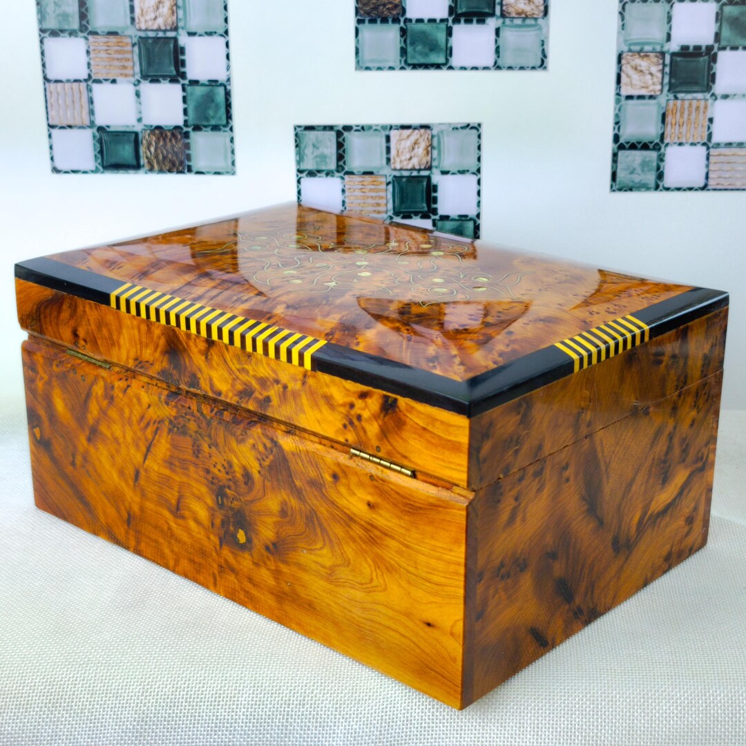 Moroccan Thuja Wood Rectangular Box 26x18x12 Cm | Wood Handcraft ...