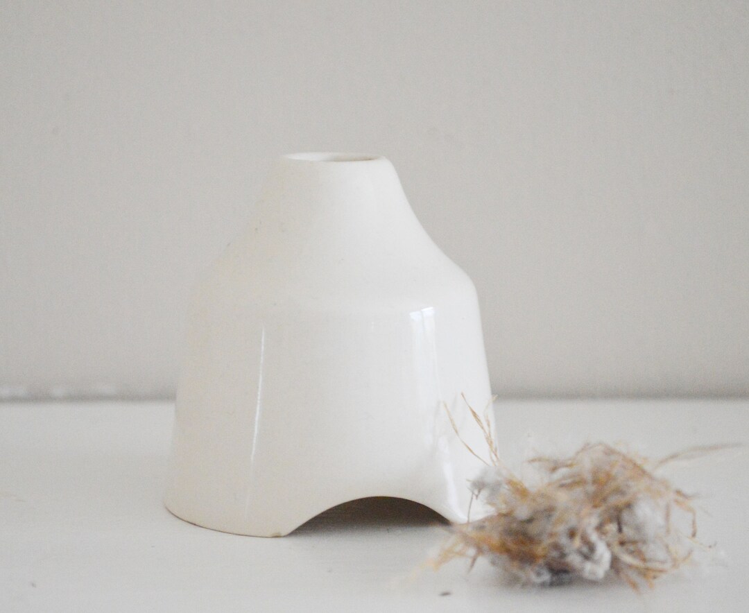 Vintage Ironstone Pie Funnel, A Vintage White China Pie Funnel, White ...