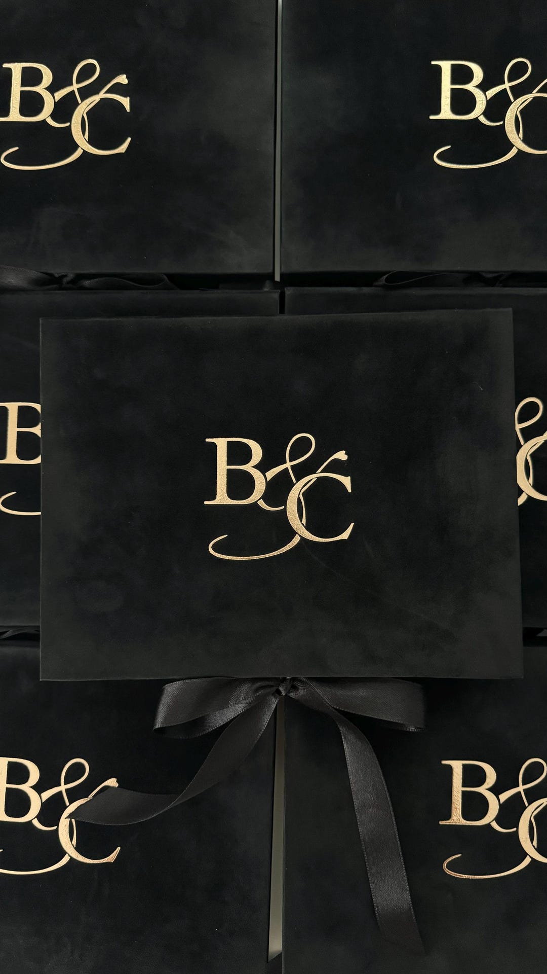 Creative Black Velvet Box | Wedding Invitation With Custom Acrylic ...