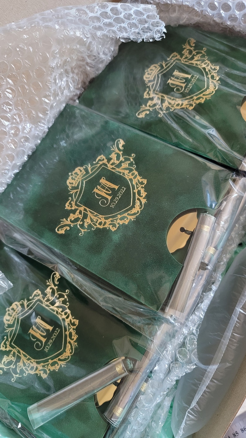 Luxury Green Velvet Envelope and Elegant Acrylic Wedding Invitation ...