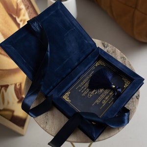 Wedding Invitation Box | Navy Blue Velvet | Acrylic Wedding Invites Set ...