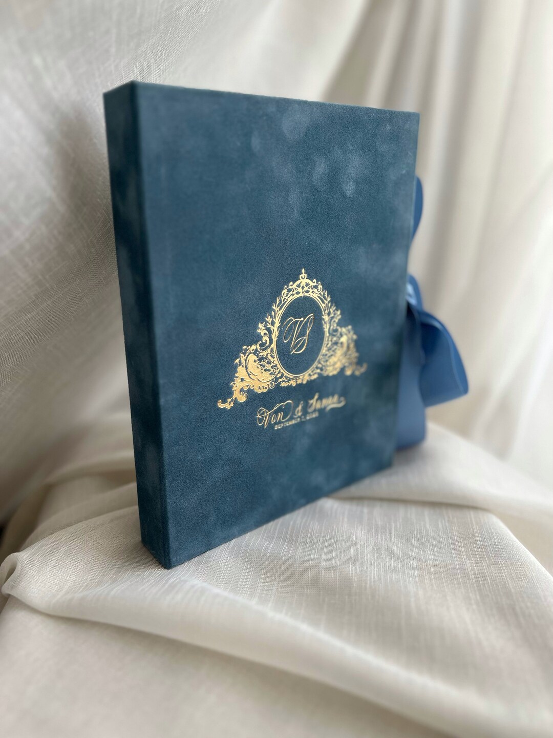 Box Velvet Wedding Invitation | Luxury Blue Wedding Invitation ...