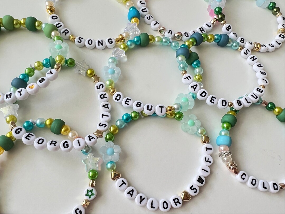 Taylor Swift Debut Era Friendship Bracelets Variety Pack of 10, Taylor ...