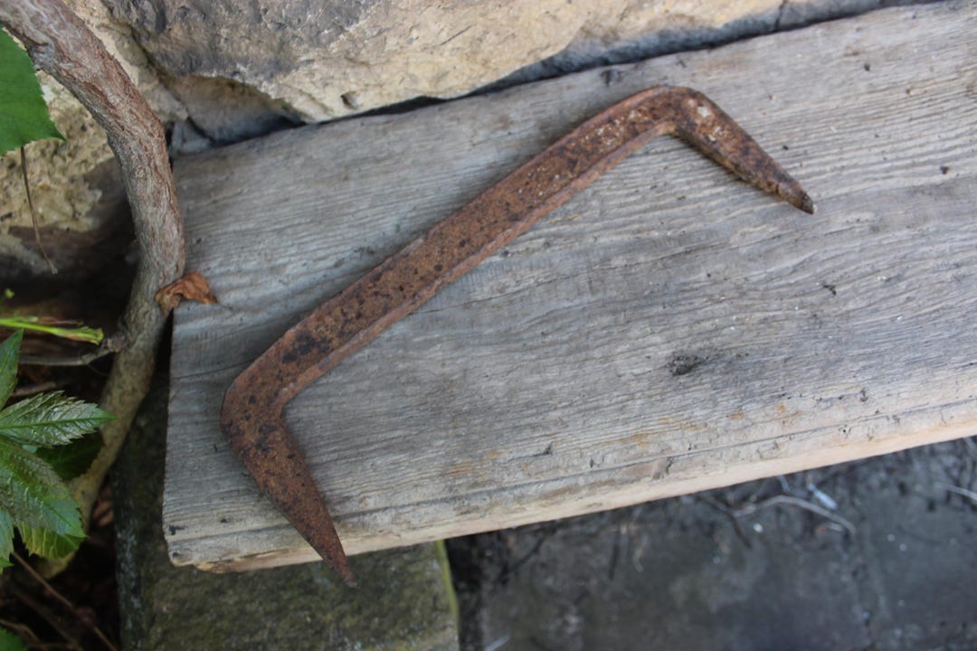Antique Iron Clamp / Hand-forged Construction Clamp / Rusty Beam Clamp ...