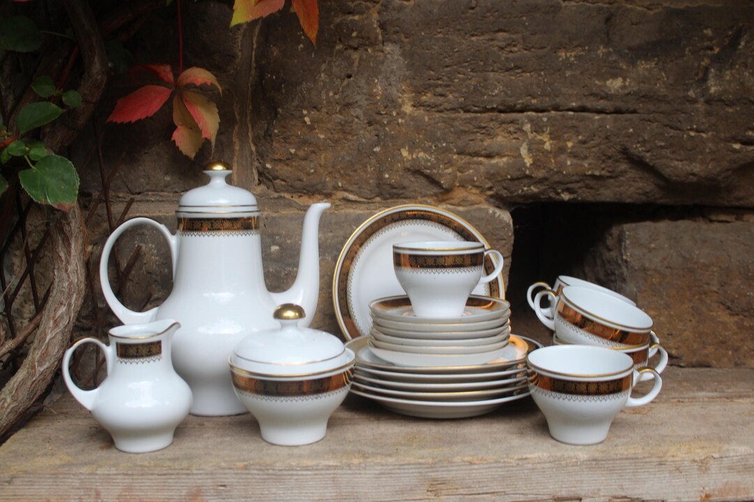 21-piece Coffee Service Tea Service / Gold Rim With Floral Decoration / Kahla Porcelain / 60s ...
