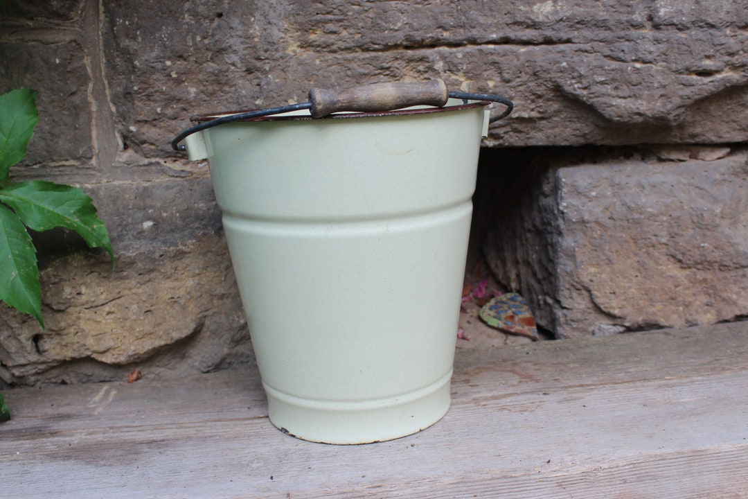 Small Enamel Bucket 5 L Plant Pot Beige Brown Vintage Farmhouse 50s - Etsy