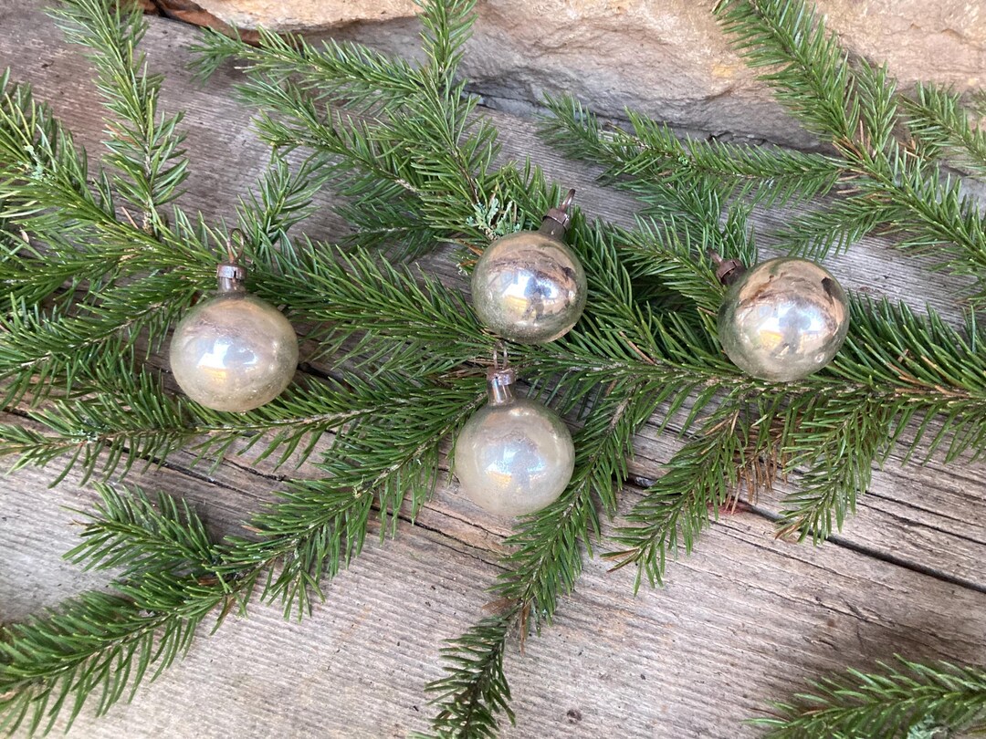 4 Mini Christmas Tree Balls Silver Christmas Tree Decorations Christmas ...