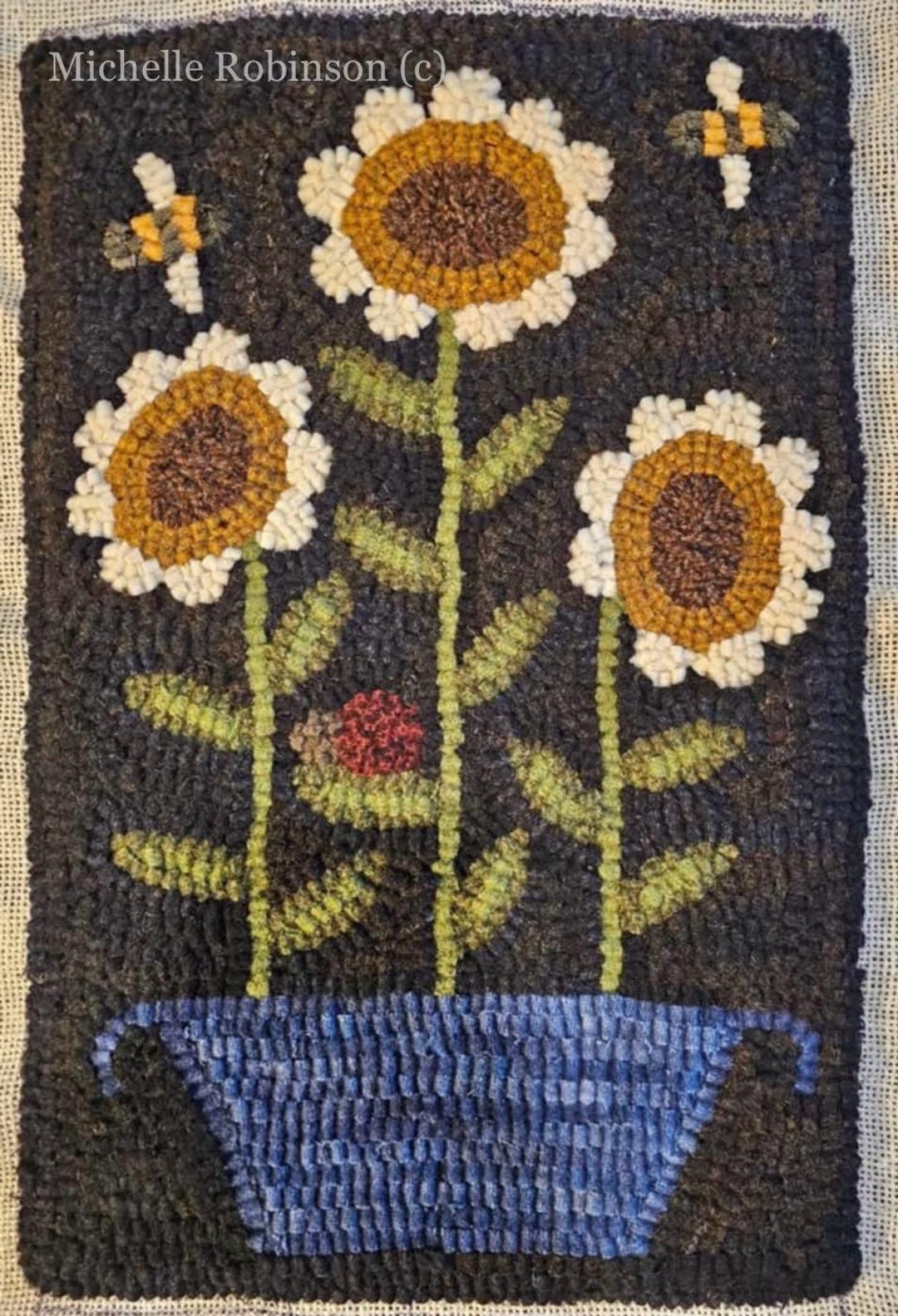 Bee Happy- A Michelle Robinson Original Primitive Rug Hooking Pattern ...