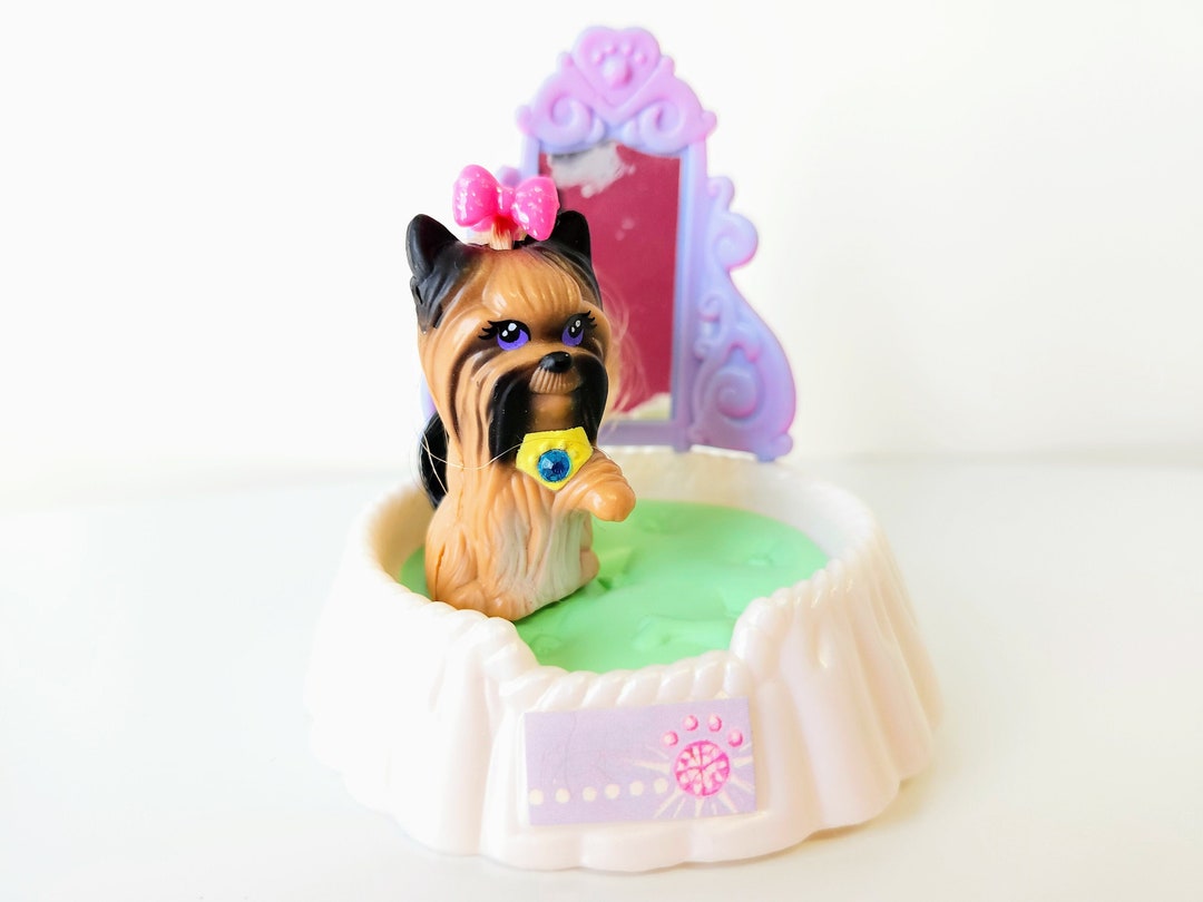Vintage Littlest Pet Shop Kenner Silky Yorkie Pup With Styling Salon ...