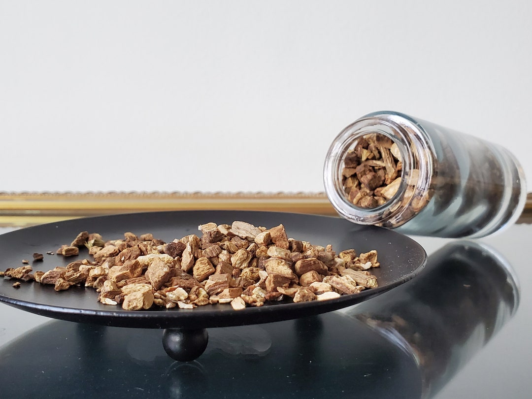 Dried Comfrey Root, Magical Medicinal Herb - Etsy