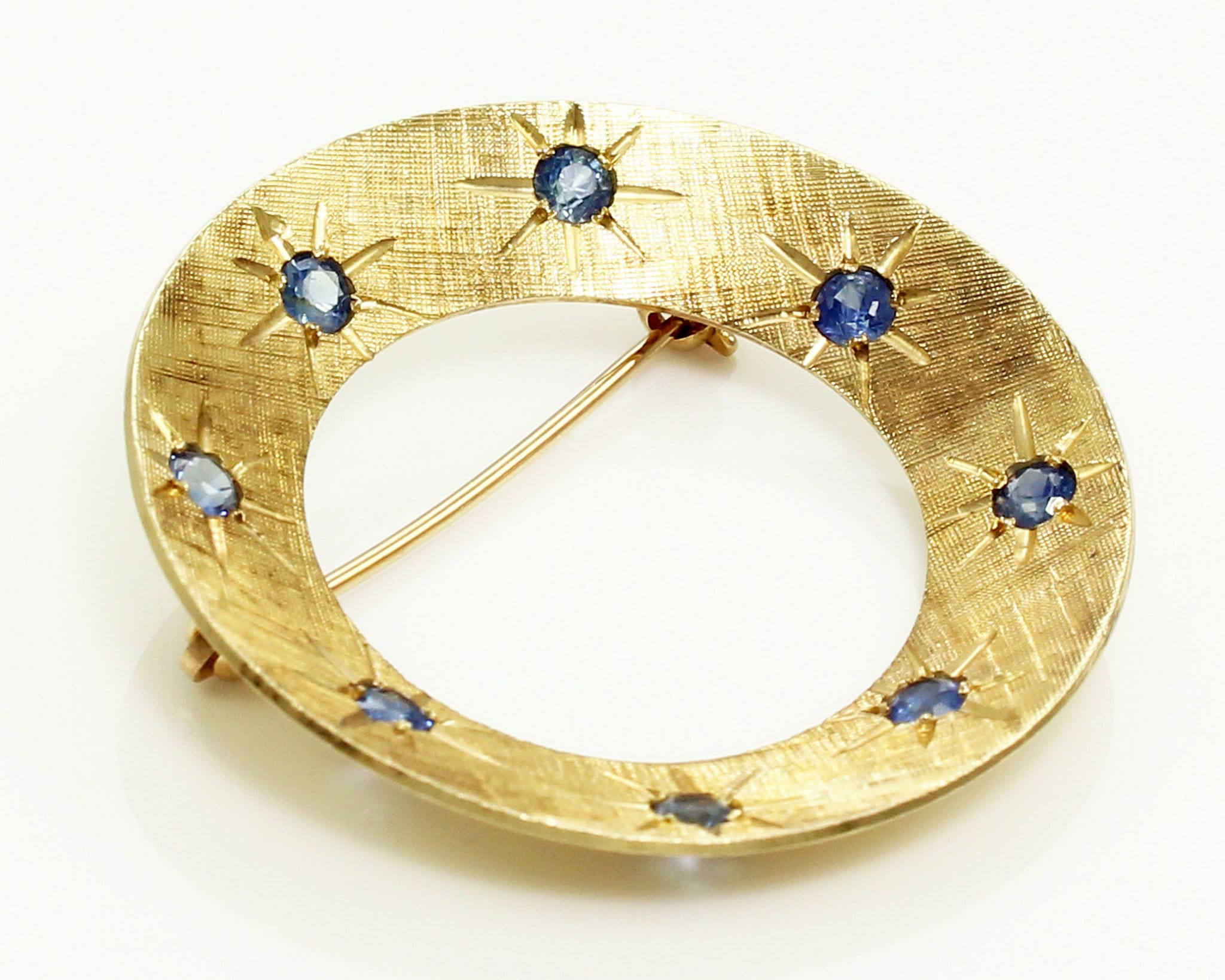 Vintage 14K Natural Sapphire Circle Brooch - 1960s Yellow Gold Pin ...