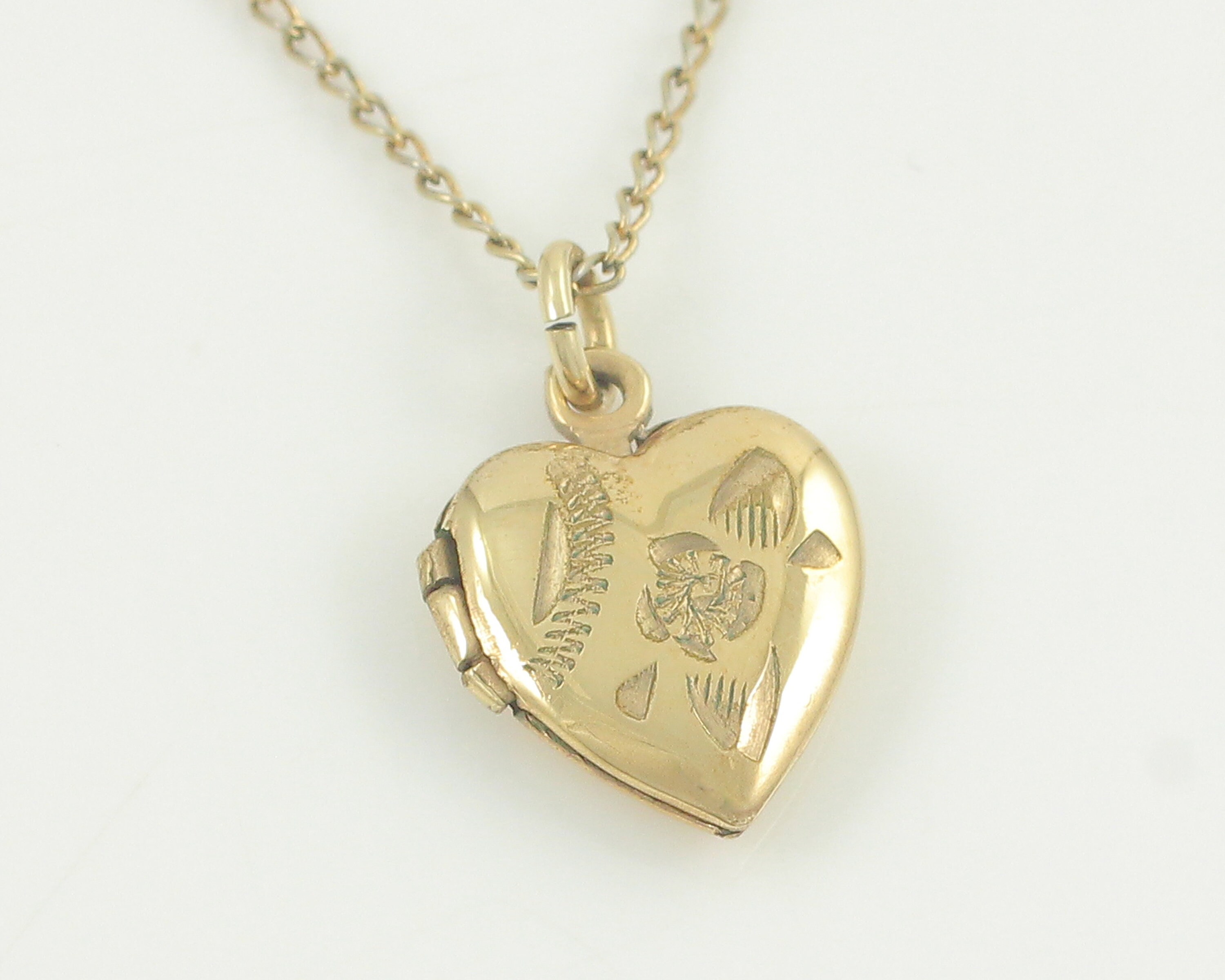 Vintage Engraved Tiny Heart Locket Necklace, Dainty 12K Gold Filled ...