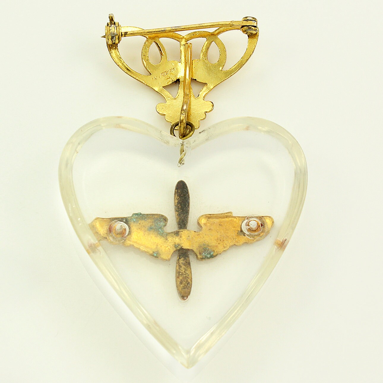 Lucite Heart Airmen's Wings WWII Sweetheart Pendant Brooch - WW2 ...