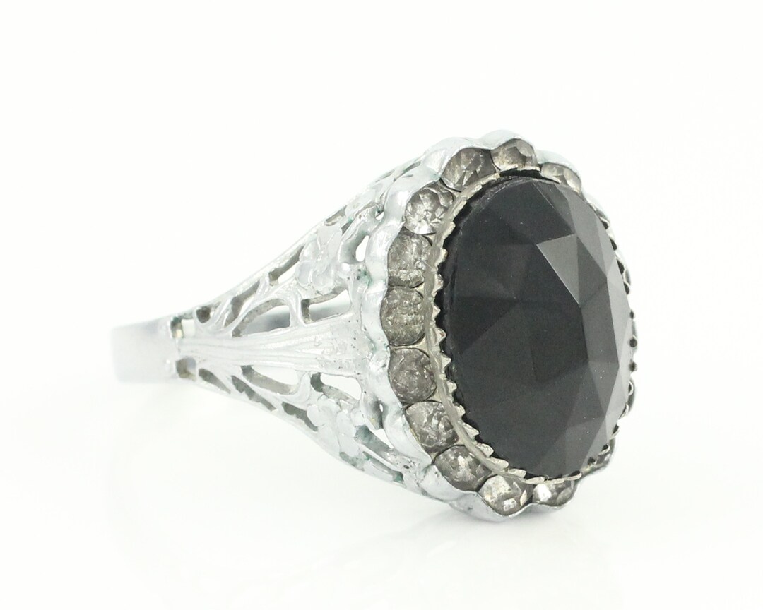 Vintage Art Deco Black Glass Ring: Filigree Rhinestone Alloy, Size 7.5 ...