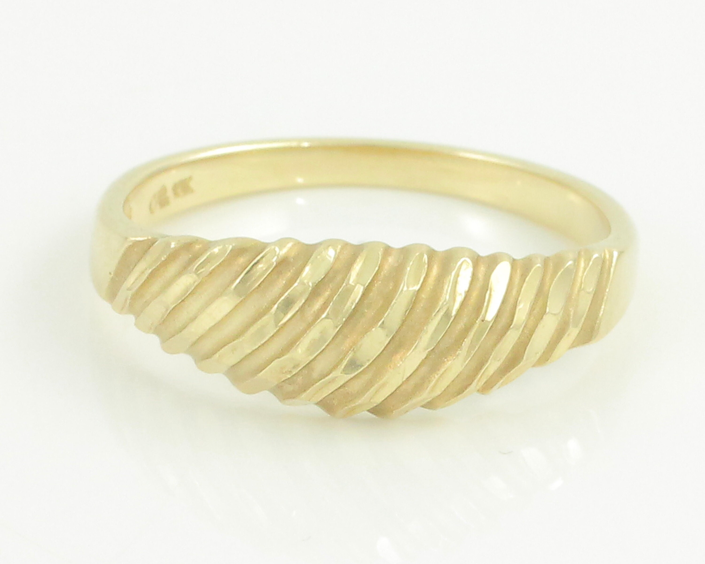 Vintage 10K Small Dome Ring, 1990s 10K Dome Ring Size 7, Dainty 10K ...