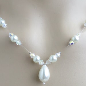 Floating Invisible Transparent Illusion Pearl and Crystal Necklace ...