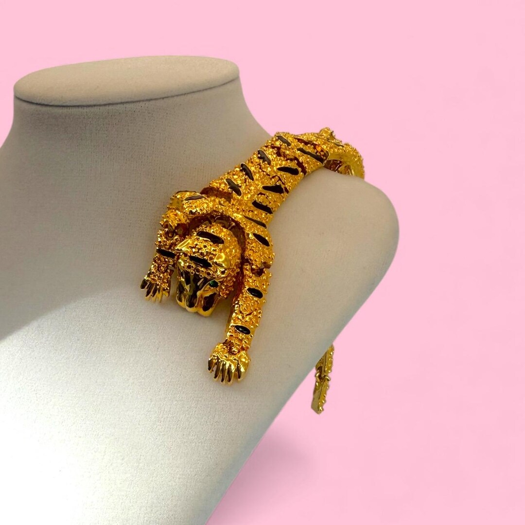 Vintage Articulated Tiger Shoulder Brooch – Emerald Green Eyes, Crystal ...