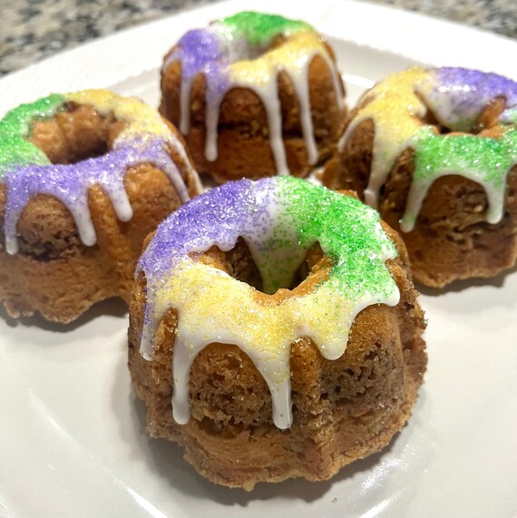 Mini King Cake Mardi Gras King Cake Cinnamon Coffee Cake | Etsy