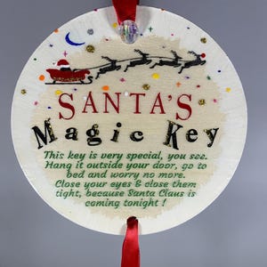 Santa Magic Key and Santa Magical Key Ornaments 4 Inch Diameter Wood ...