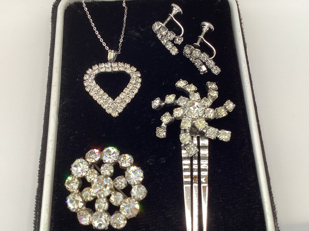Antique Regal Gems Set 1960’s Man Made Diamonds Estate Gems Set Gift ...