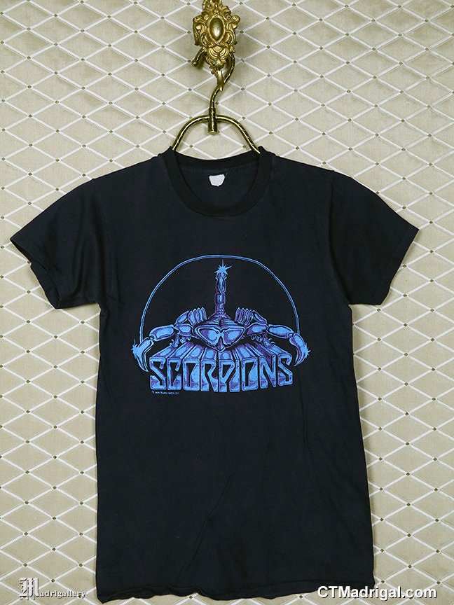 Scorpions Tour T-shirt, Lovedrive 1979 Vintage Rare Shirt Scorpions Tour T-shirt, Lovedrive 1979 Vintage Rare Shirt