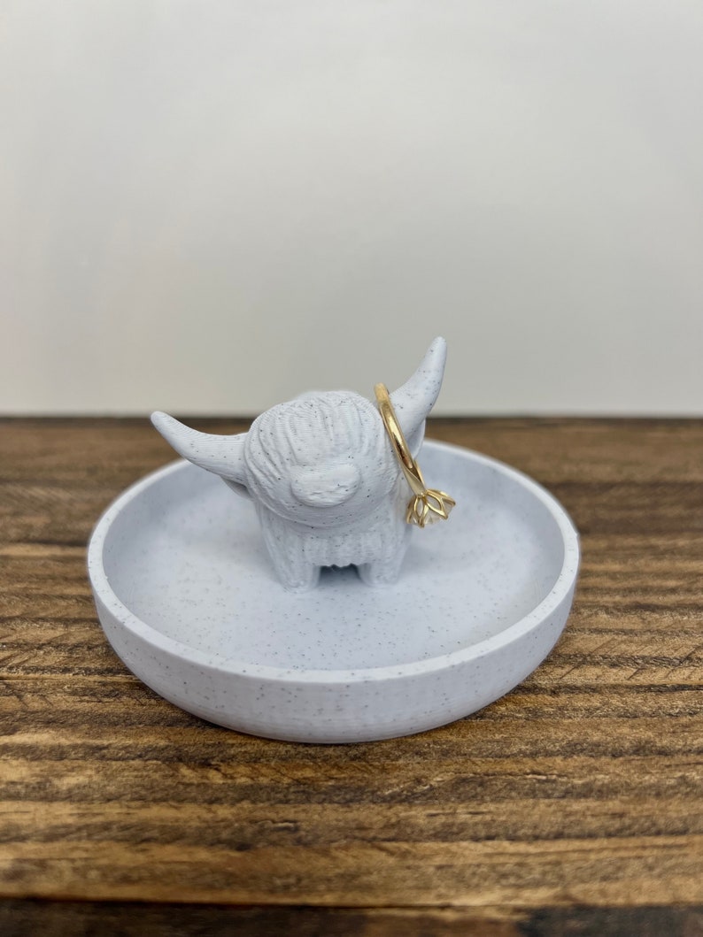 Highland Cow Ring Holder for Adorable Jewelry Organization Cute Ring ...