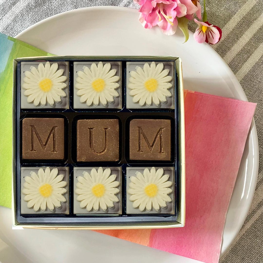 Chocolate Mum & Daisies - Etsy