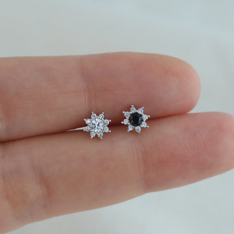 Cartilage piercing flower tragus piercing helix piercing | Etsy