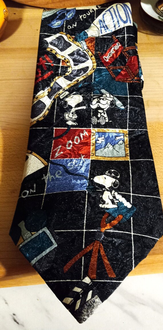 Snoopy Director on the Set C1958 United Syndicate Tie - Gem