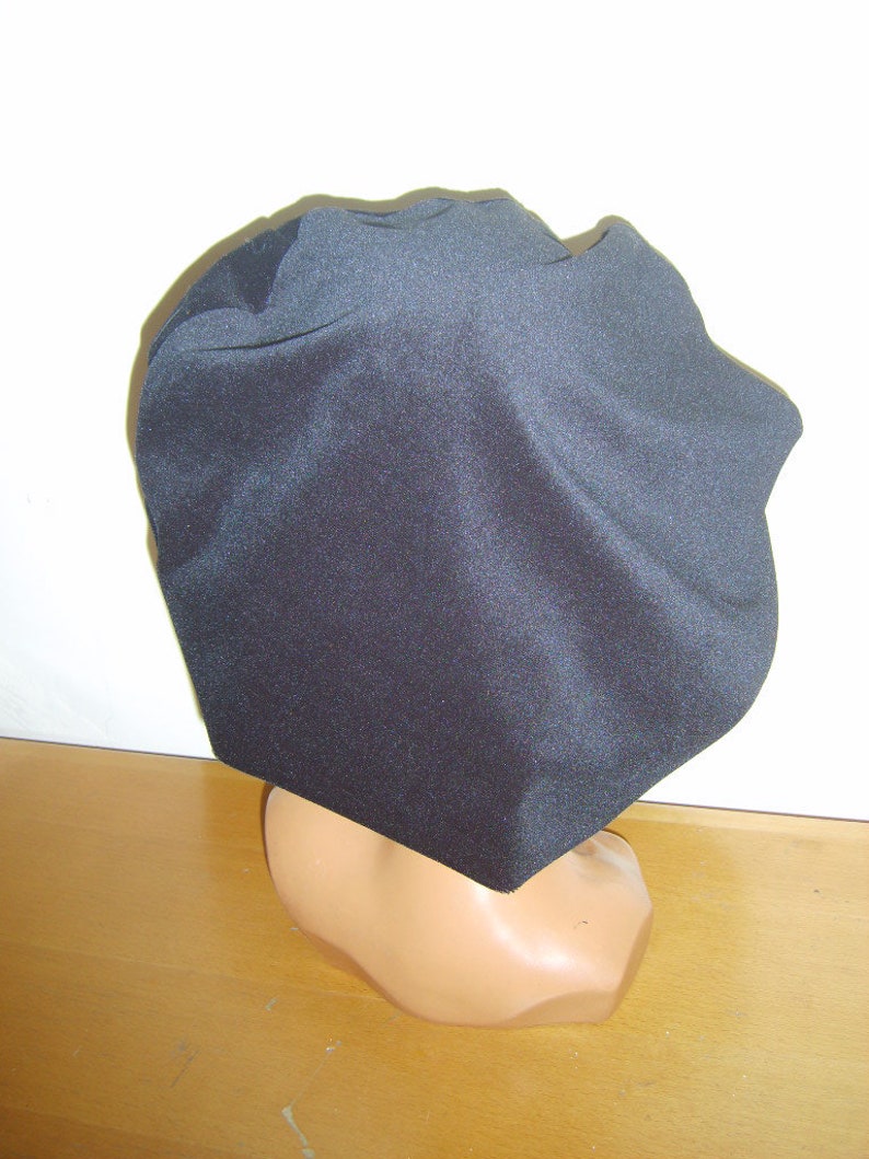 Black Velour Medieval HAT BERET Tudor Renaissance Artist Fancy Dress ...