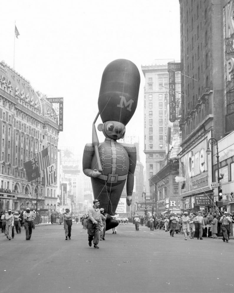 Macys Thanksgiving Day Parade Broadway NY Giant Soldier Nutcracker ...