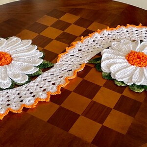 Daisy Flowers Crochet Table Runner 3D, Crochet Table Runner Daisy ...