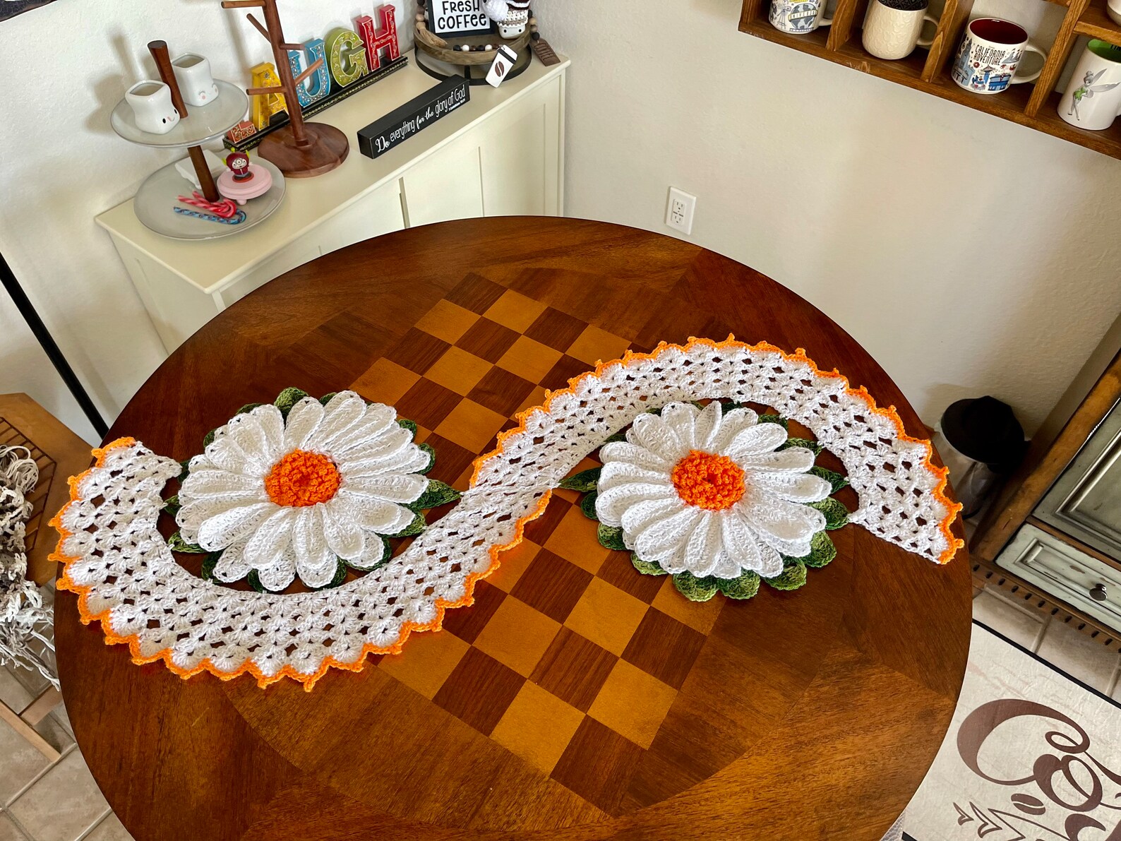 3D Crochet Daisy Flower Table Runner - Handmade Brisa Yarn - Etsy