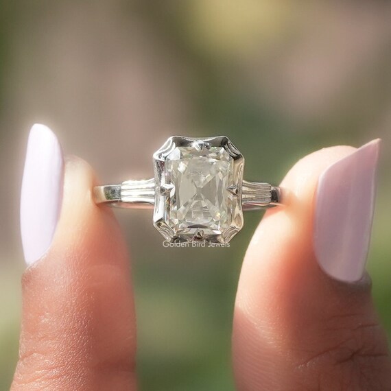 Moissanite colorless ring store