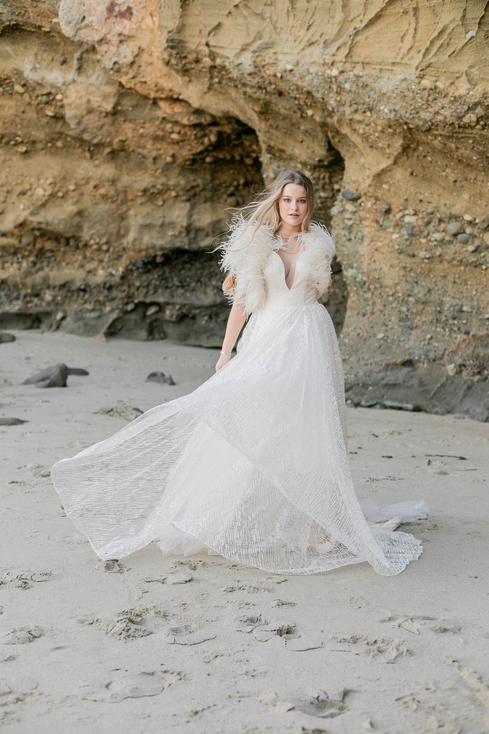 Real Ostrich Feather Bridal Wedding Bolero/vest in Cream - Etsy