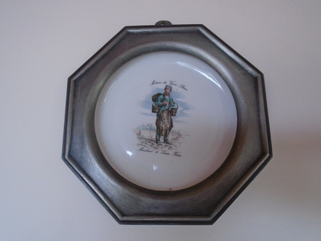 Assiette en étain et céramique Etain du Périgord Assiette vintage ...