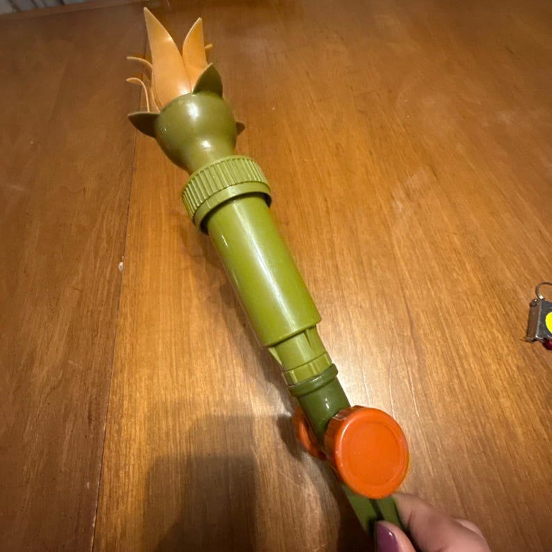 Vintage Gilmour Water Delights Stake Sprinkler Lawn Spike Tulip Garden ...