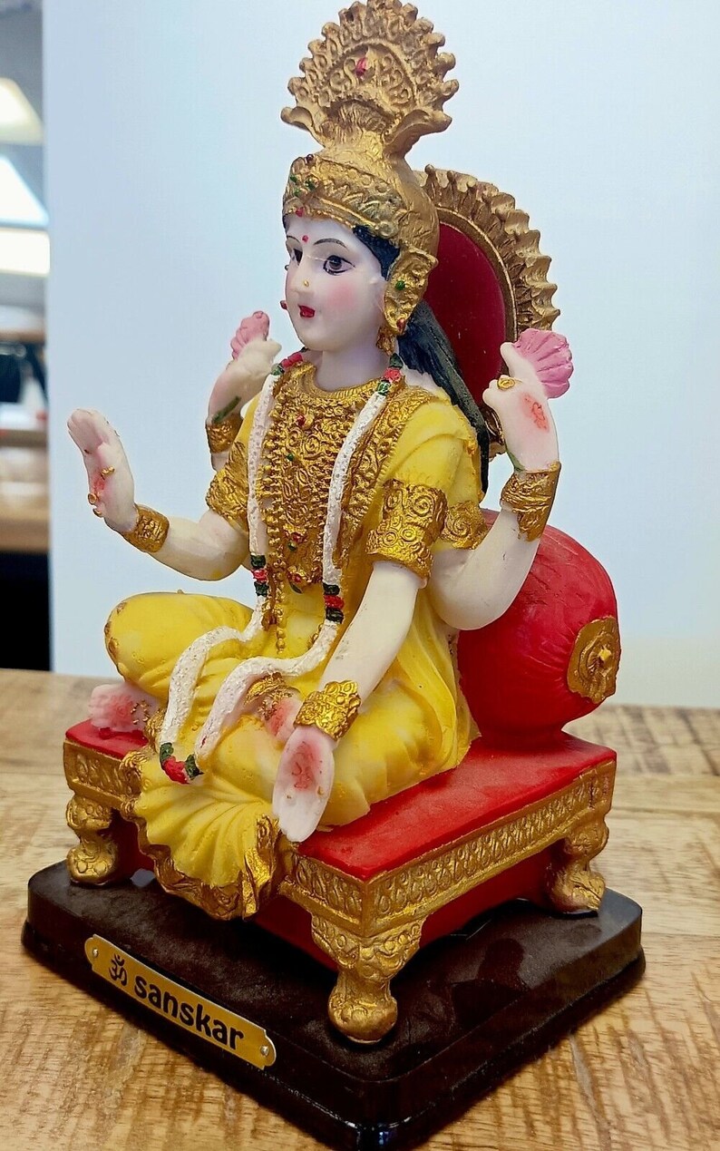 Resin 7 Inches Maa Lakshmi / Laxmi Hindu Goddess Usa Seller Fast Ship - Etsy