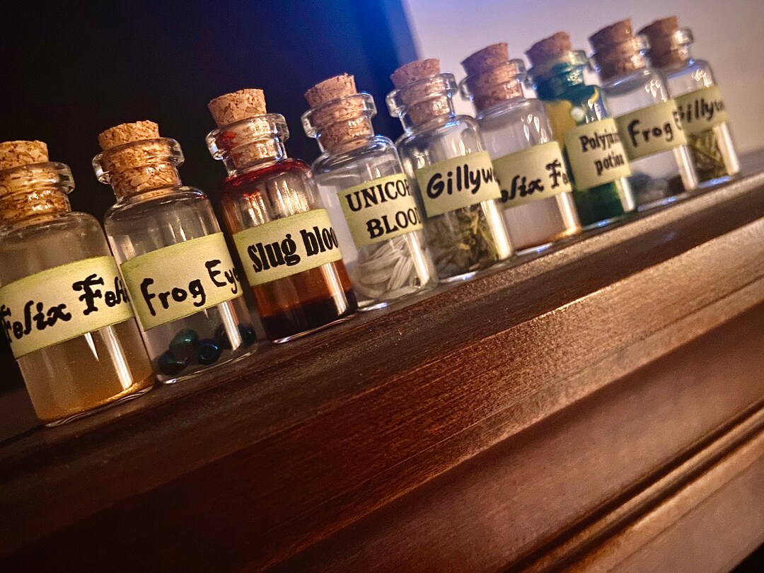 6 Piece Mini Potions Set - Etsy