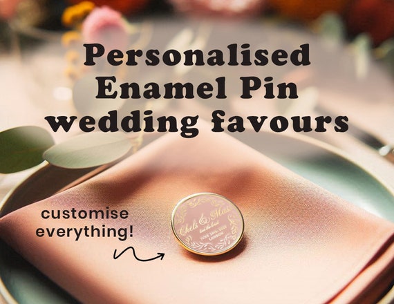 Custom wedding pins | Beachweddingtips.com