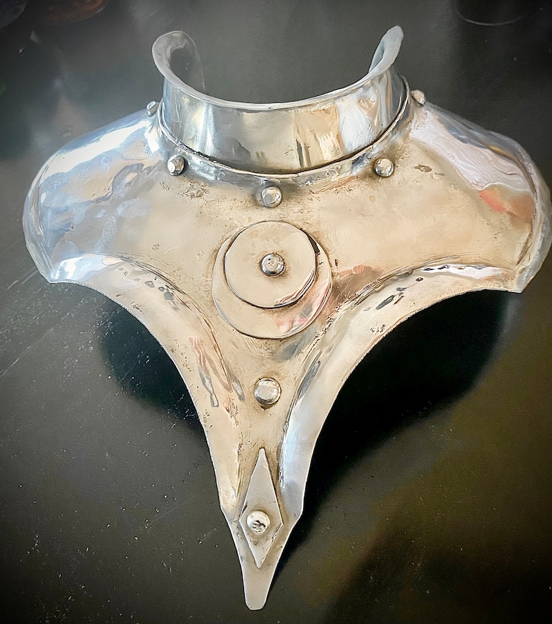 Armor Moon Gorget Metal -voluptuous Female Style - Etsy