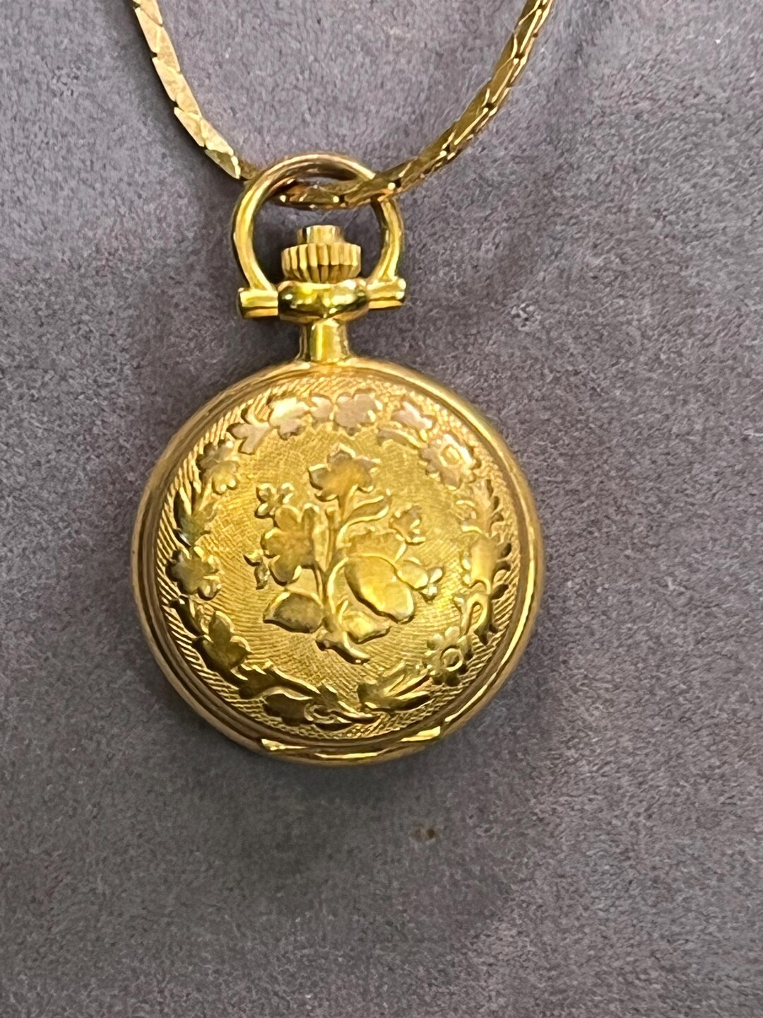 Beautiful Vintage Ladies Gold Plated Swiss Made, Calibri Mini Pocket ...